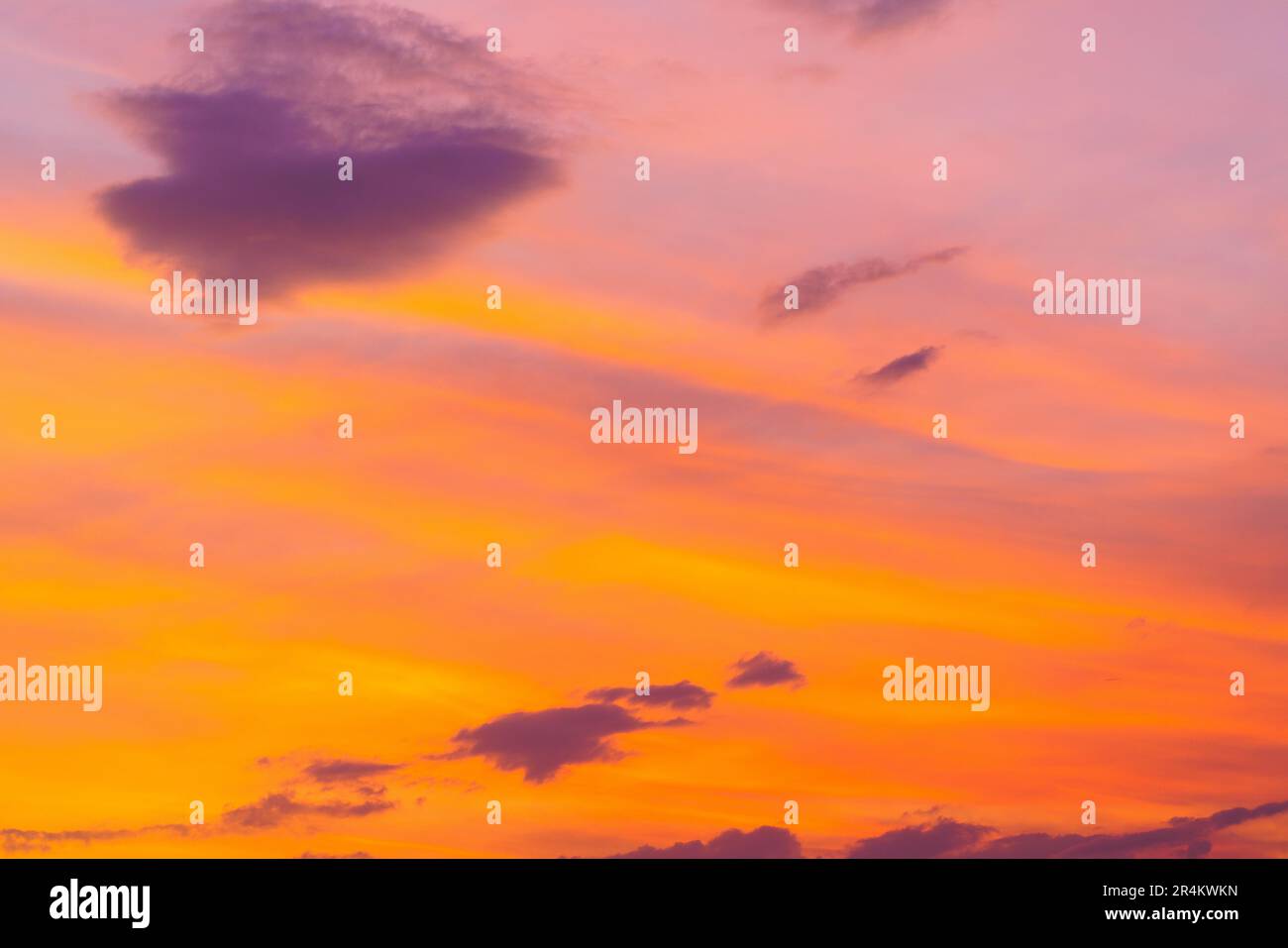 Beautiful sunset sky in a shiny day Stock Photo - Alamy