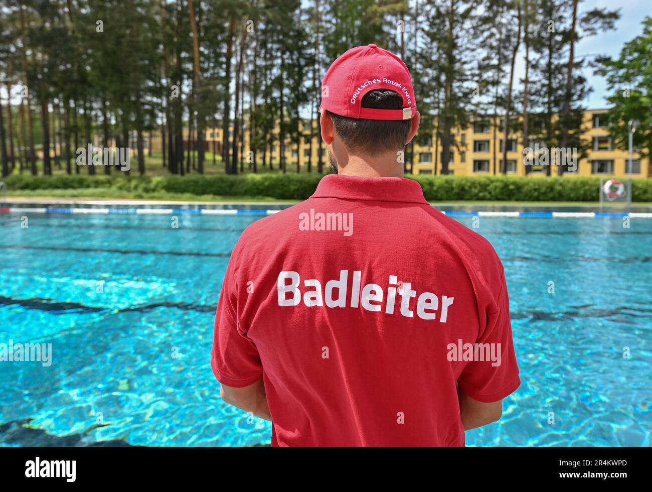 Lifeguard stands hi-res stock photography and images - Alamy