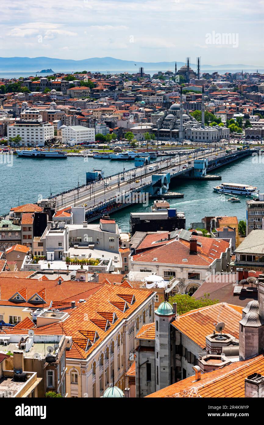 Bridge historic tower hi-res stock photography and images - Alamy