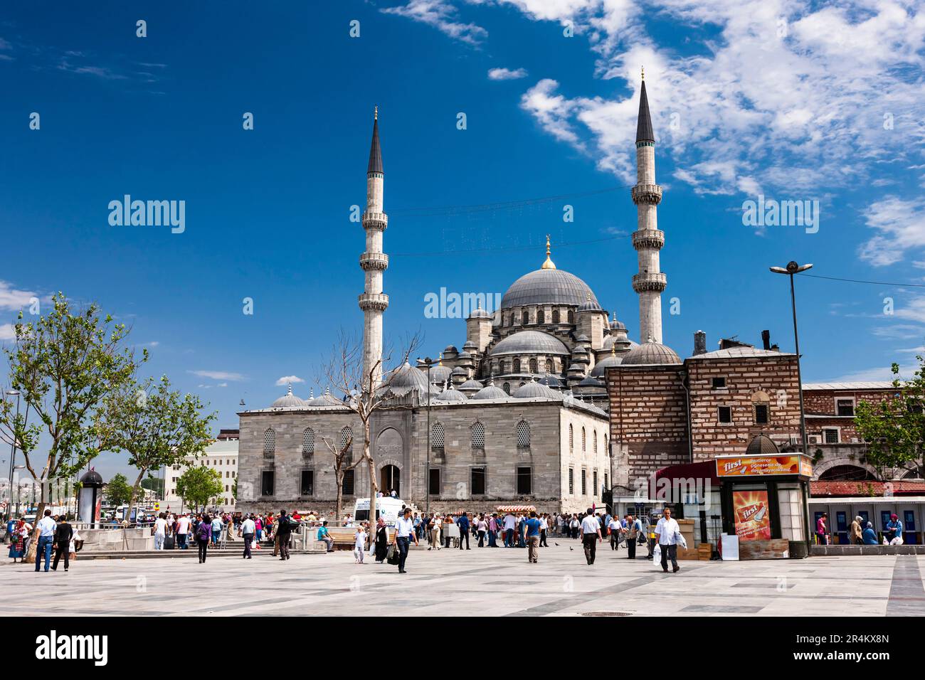 The New Mosque(Yeni Camii), seaside of Golden Horn, near Galata bridge ...