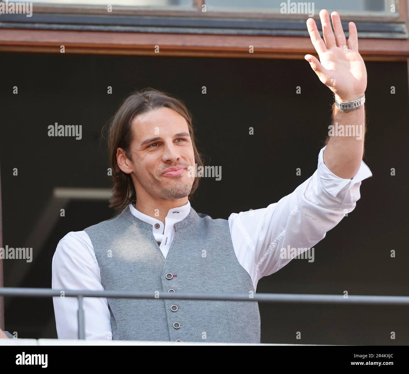 Munich, Germany. 28th May, 2023. Yann Sommer of Bayern Munich greets ...