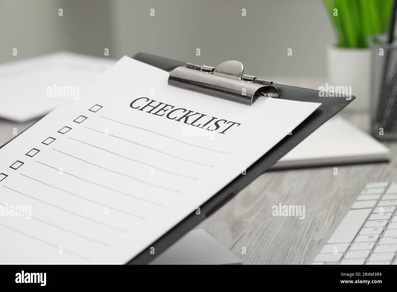 List clipboard check boxes hi-res stock photography and images - Alamy