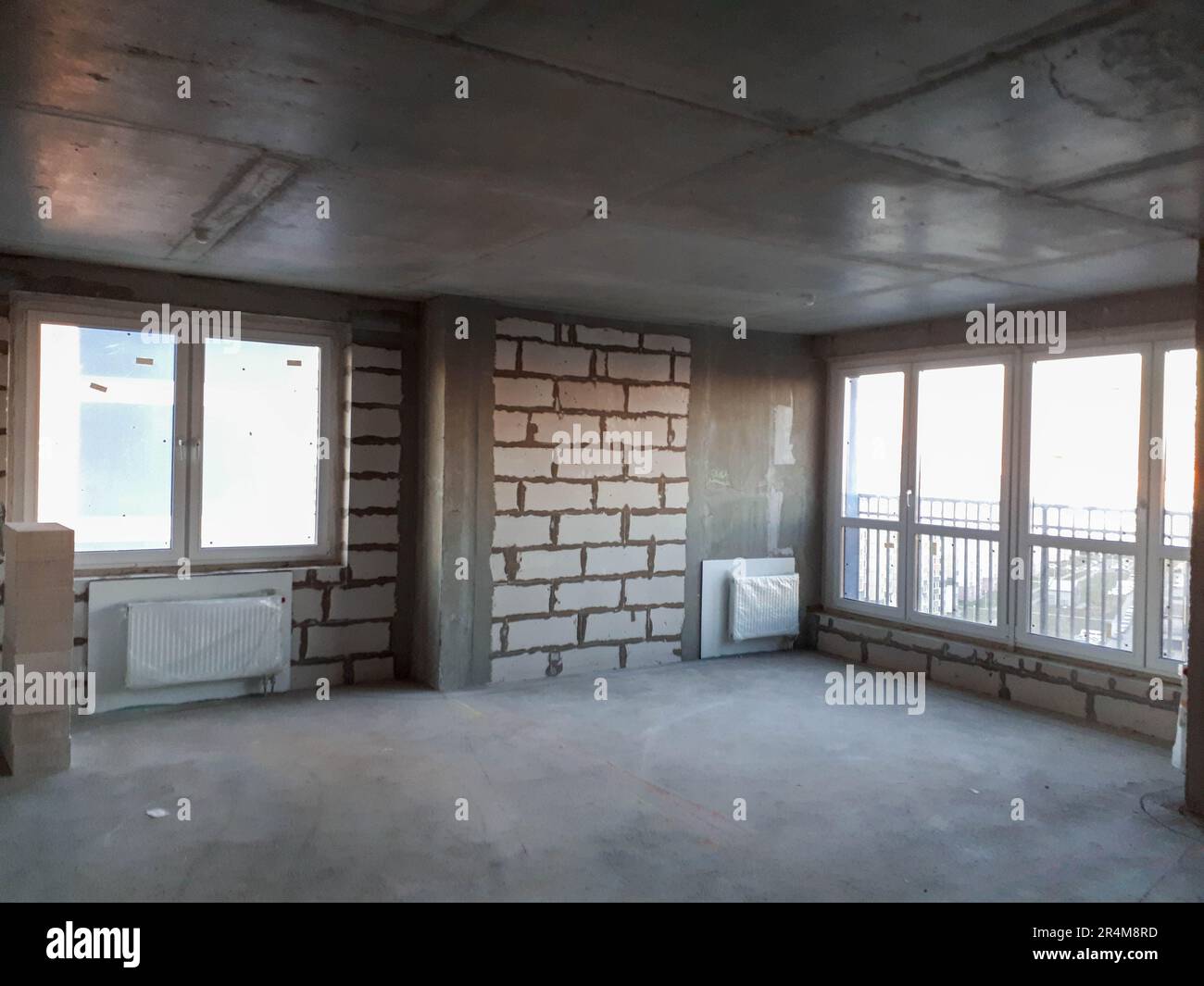 New studio apartment in a new building without repair in a monolithic ...