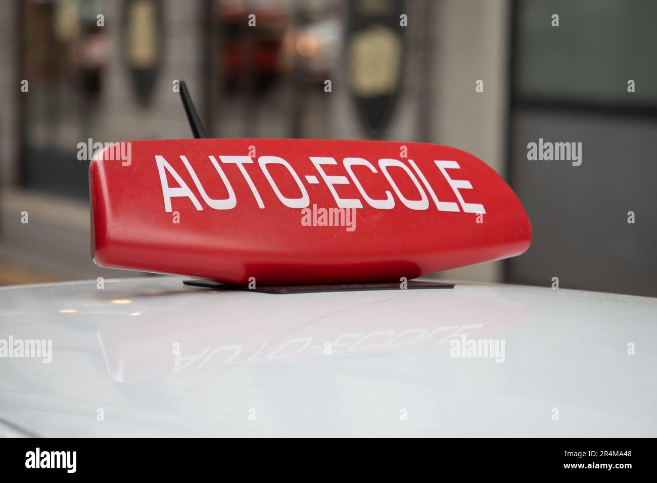 French traffic sign school hi-res stock photography and images - Alamy