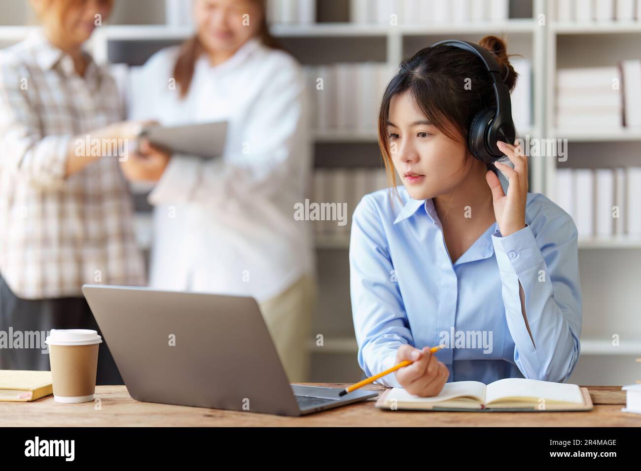 Portrait of beautiful student woman in university ready for learning ...