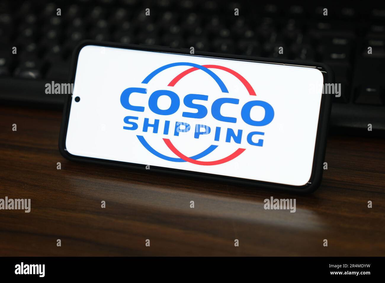 Cosco logo hi-res stock photography and images - Alamy