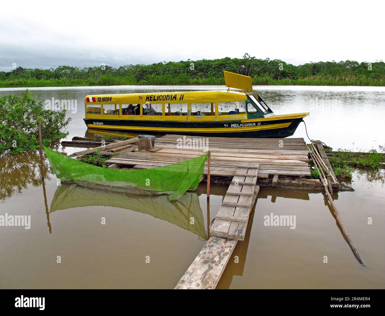 Amazon indigenous tribe boat hi-res stock photography and images - Alamy