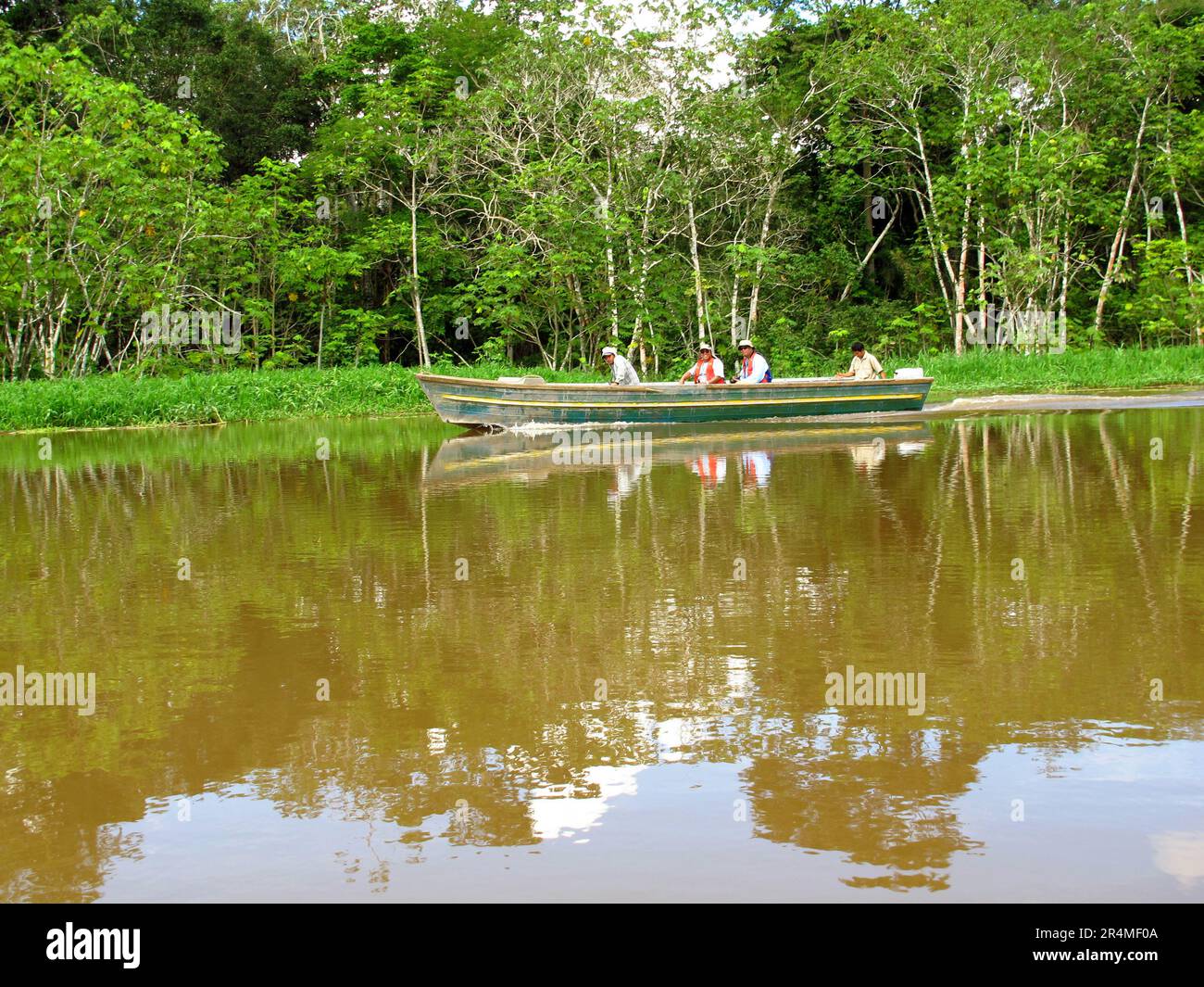 Amazon indigenous tribe boat hi-res stock photography and images - Alamy
