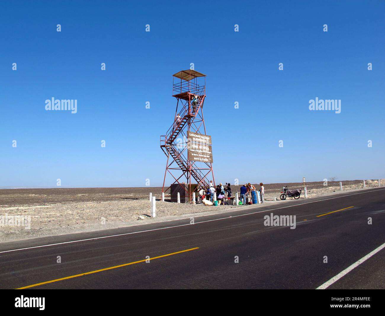 The tower in Nazca desert, Peru, South America Stock Photo - Alamy
