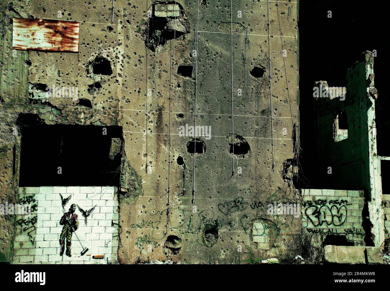 Wall in Beirut representing the civil war of contemporary Lebanon Stock ...
