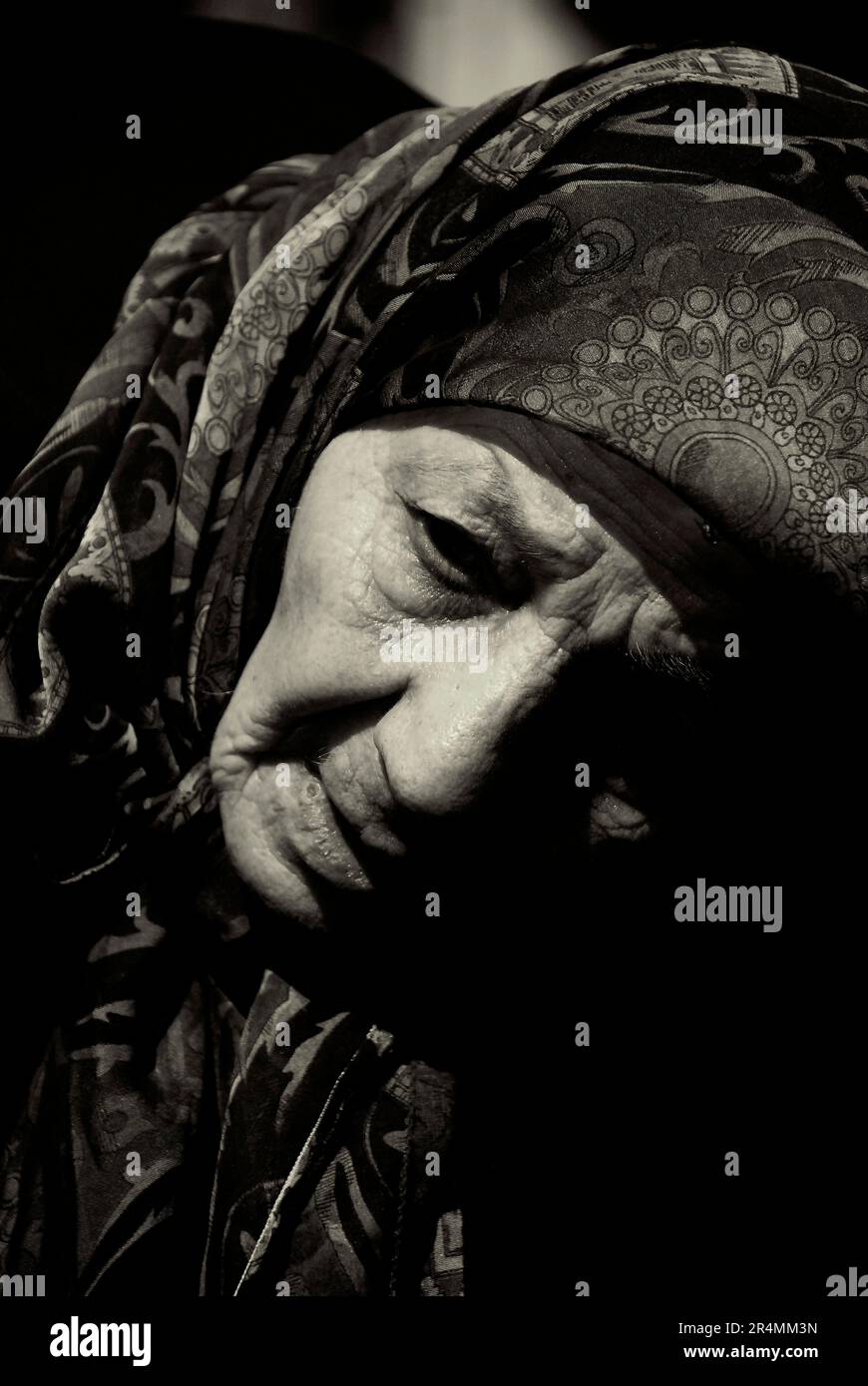A portrait of a Muslim woman in the open market of Damascus, Syria ...