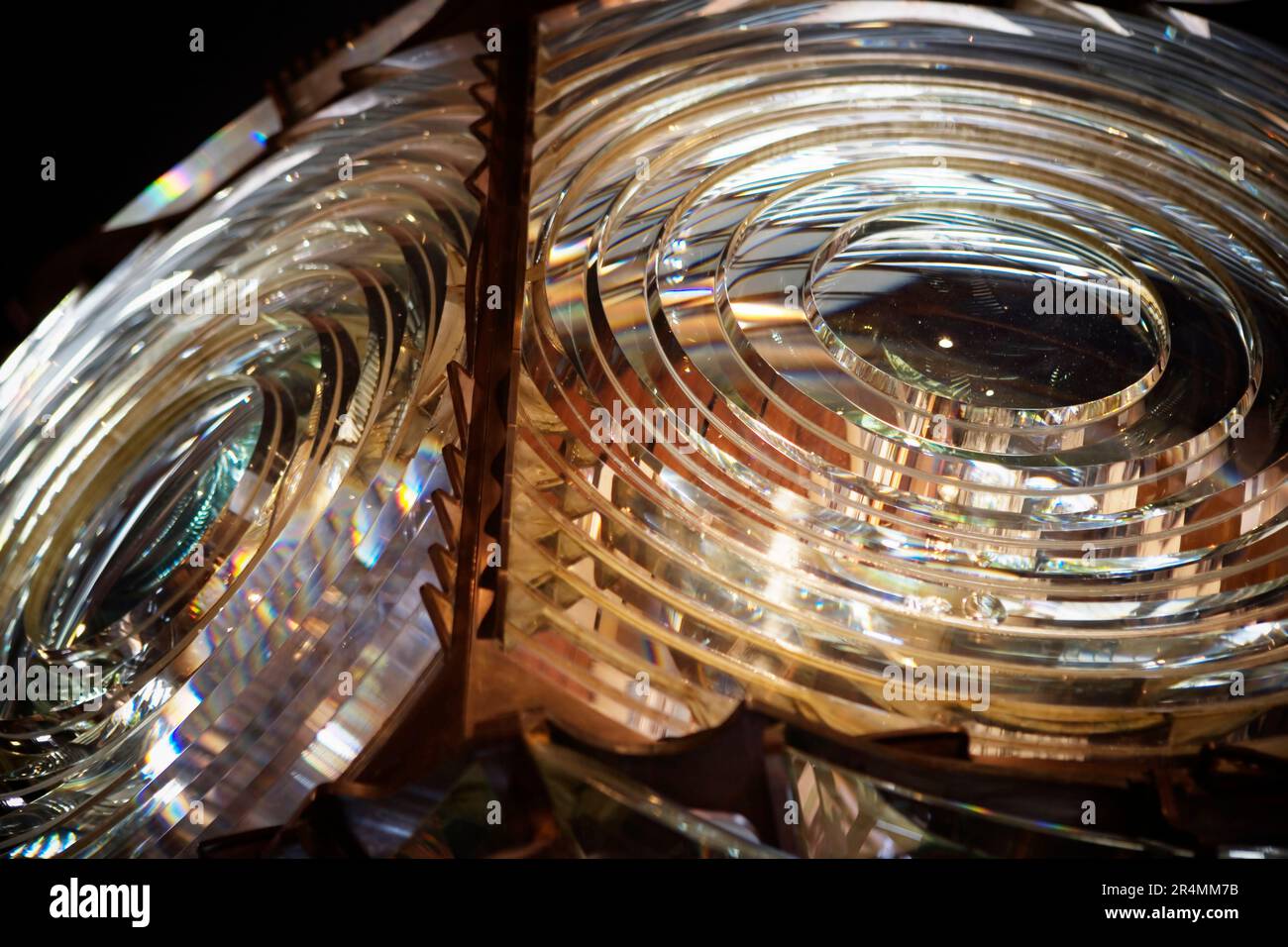 Lighthouse fresnel lens close hi-res stock photography and images - Alamy