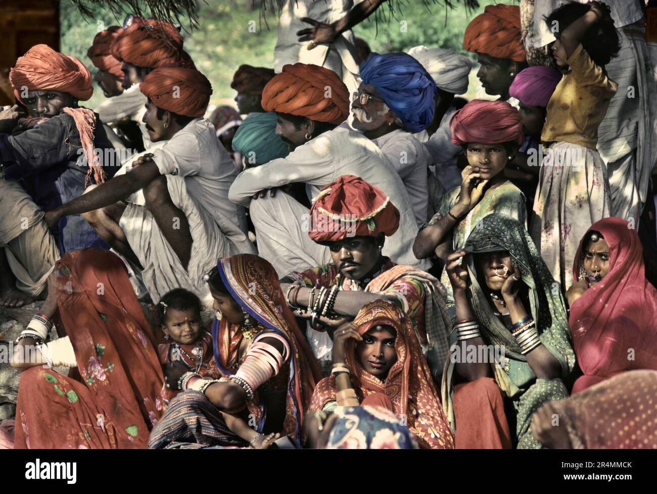 Large group of women in sari hi-res stock photography and images - Alamy