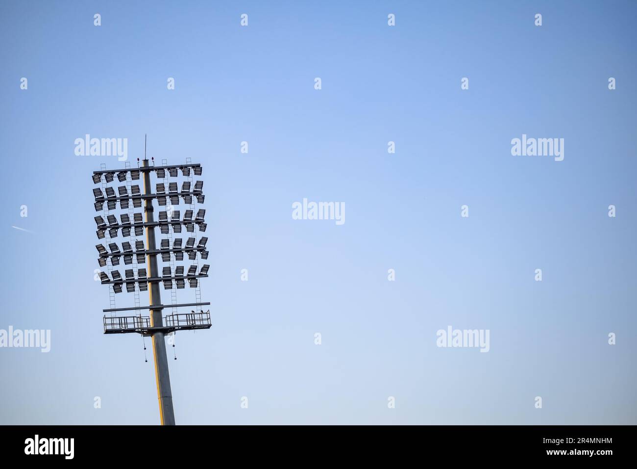 Cricket stadium flood lights poles at Delhi, India, Cricket Stadium ...