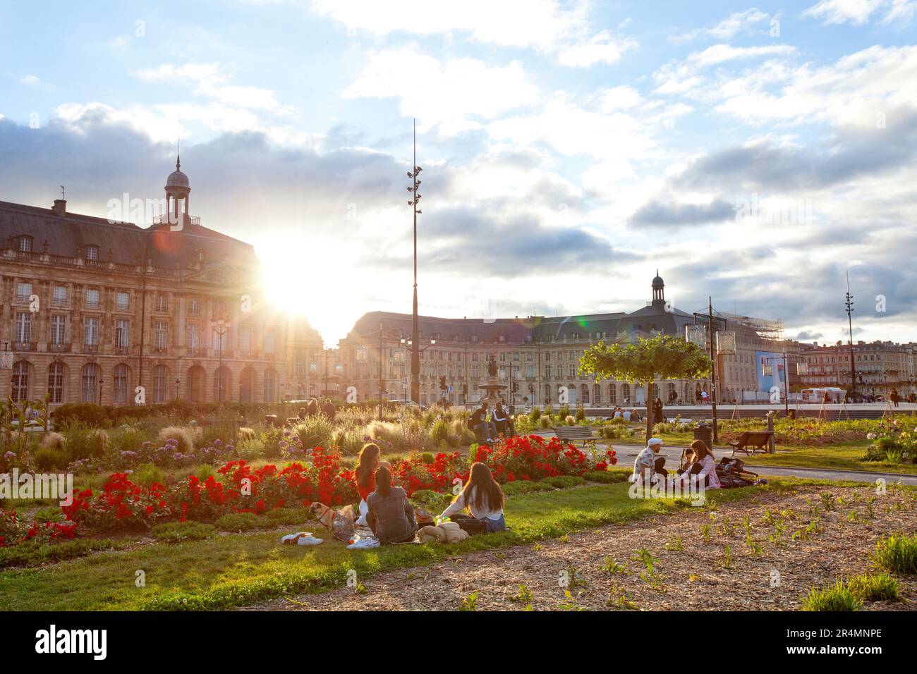 Quay river garonne bordeaux hi-res stock photography and images - Alamy