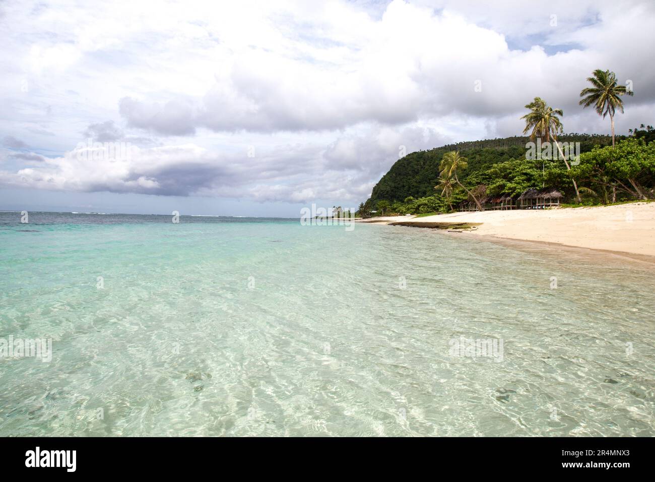 Clear waters surrounding sandy beach in Samoa Stock Photo - Alamy