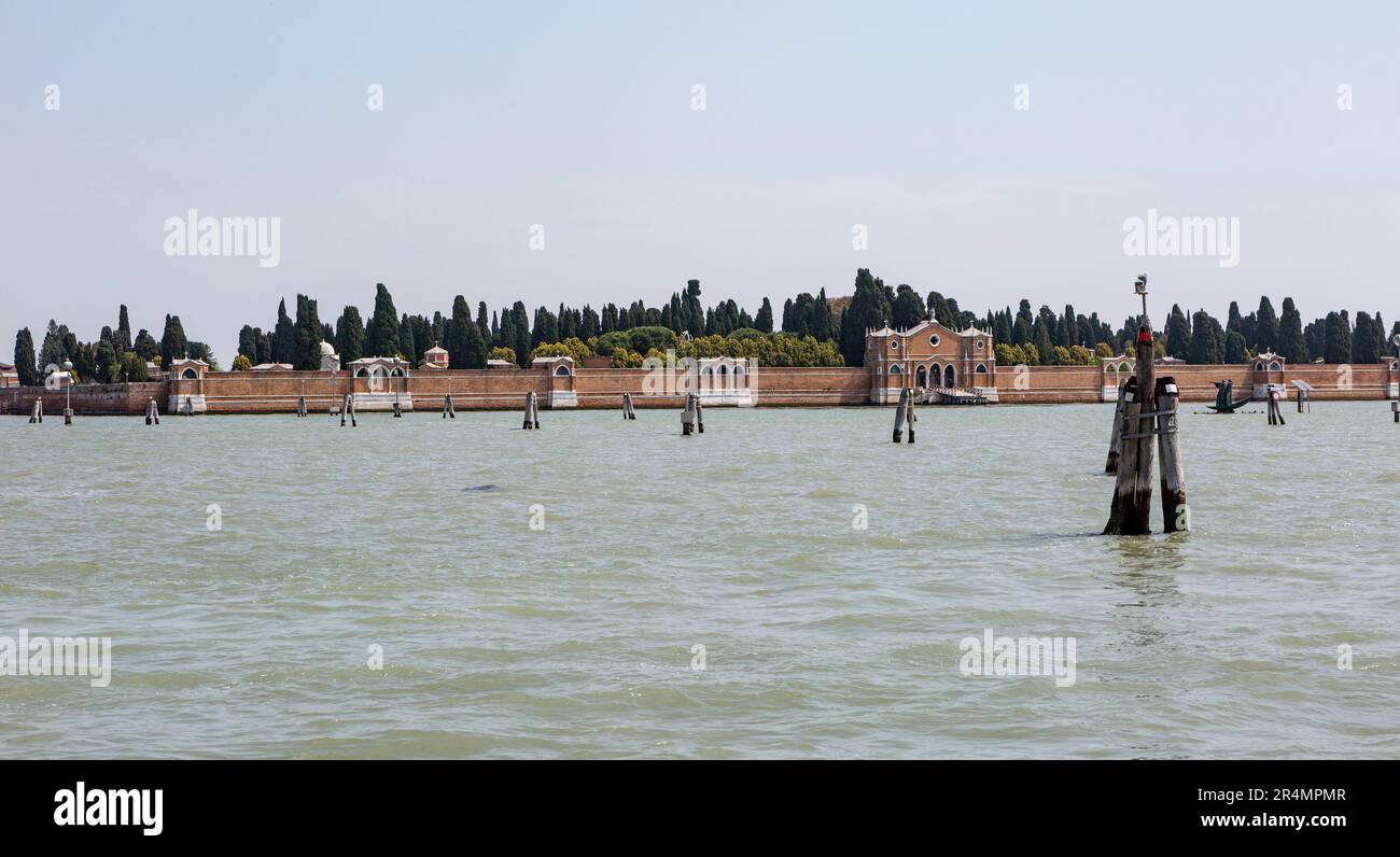 The walled island of Saint Michael Venice Cemetery Stock Photo - Alamy