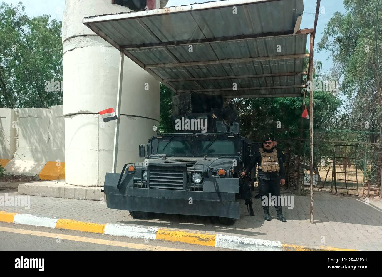 Bagdad, Iraq. 25th May, 2023. An Iraqi soldier at a checkpoint is seen ...