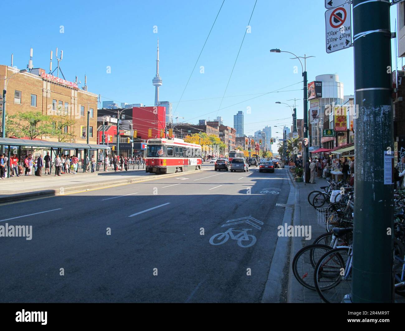 China town toronto ontario canada hi-res stock photography and images ...