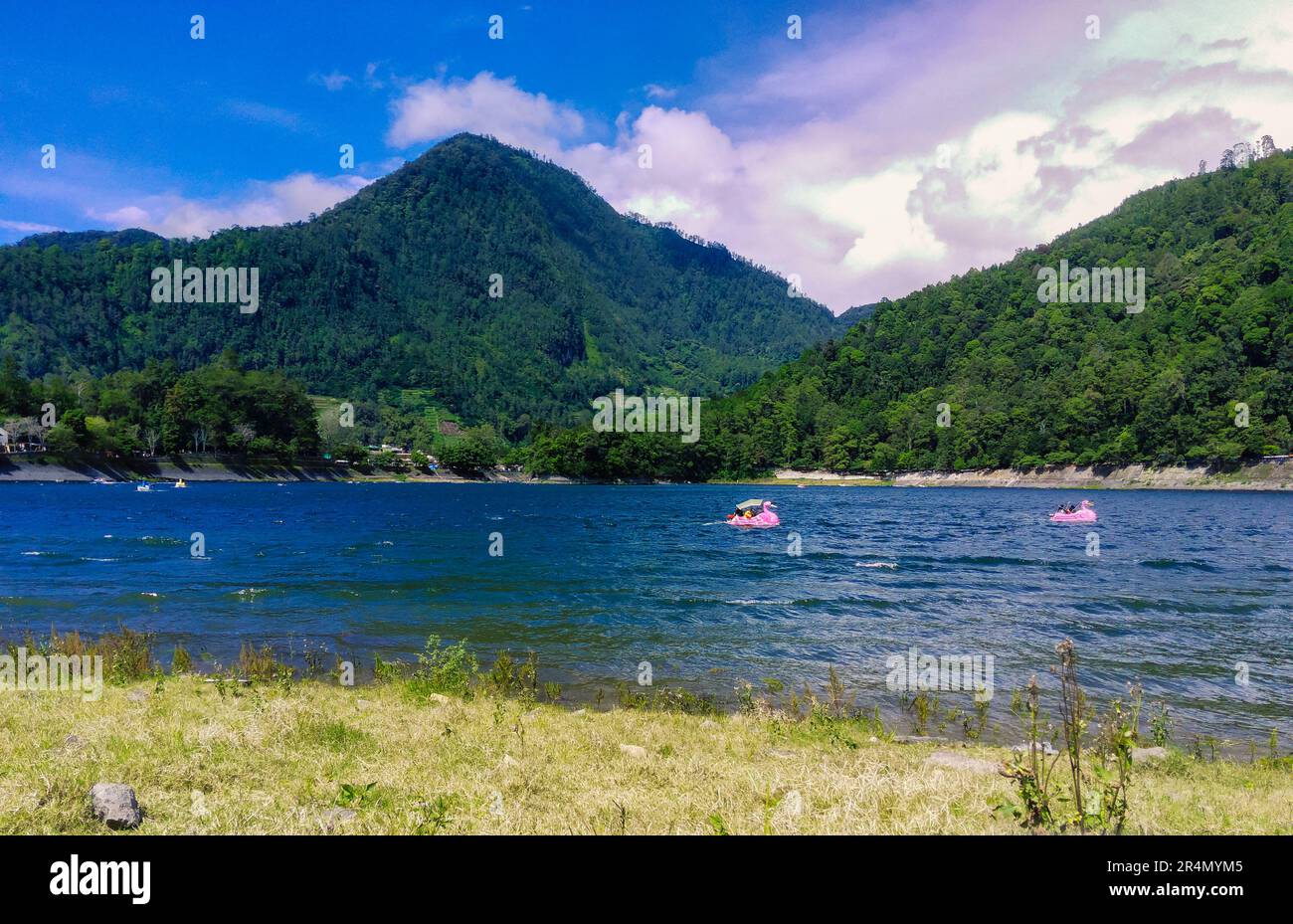 Telaga sarangan hi-res stock photography and images - Alamy