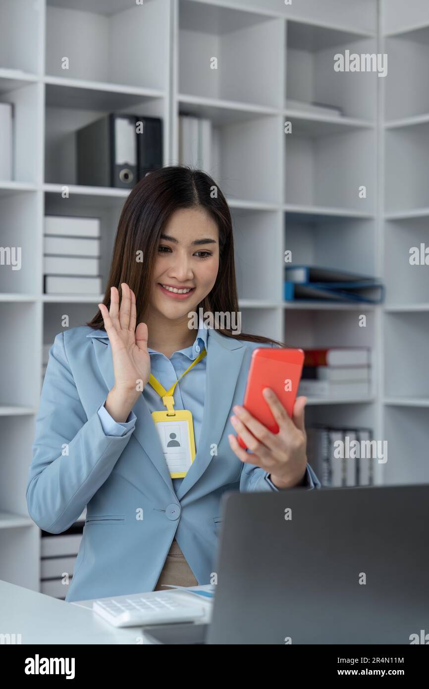 Desk call men over hi-res stock photography and images - Alamy