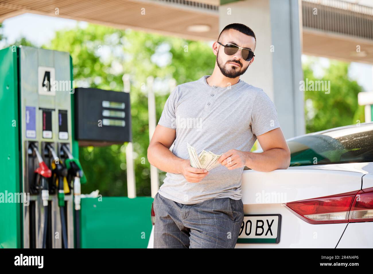Petrol station and camera hi-res stock photography and images - Alamy