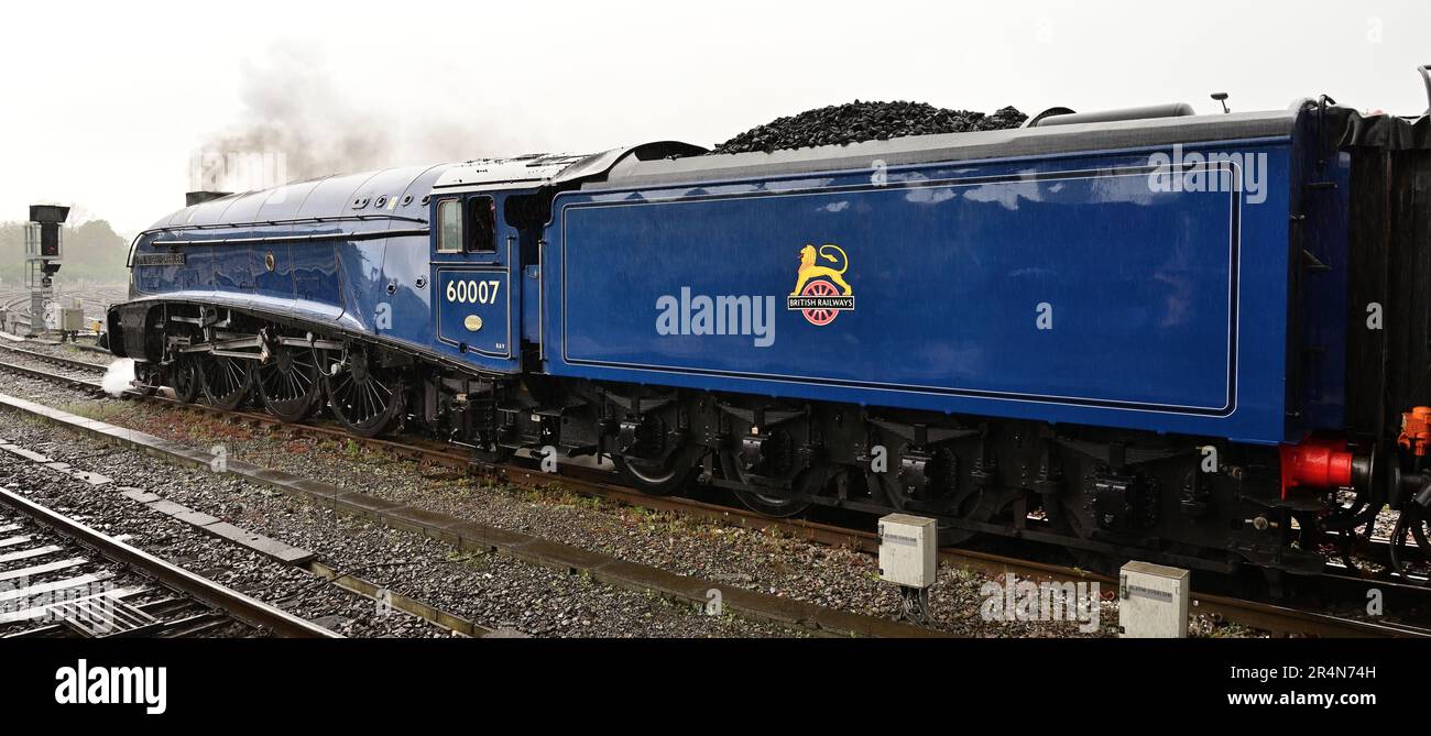 Class A4 Pacific No 60007 Sir Nigel Gresley at Bristol Temple Meads ...