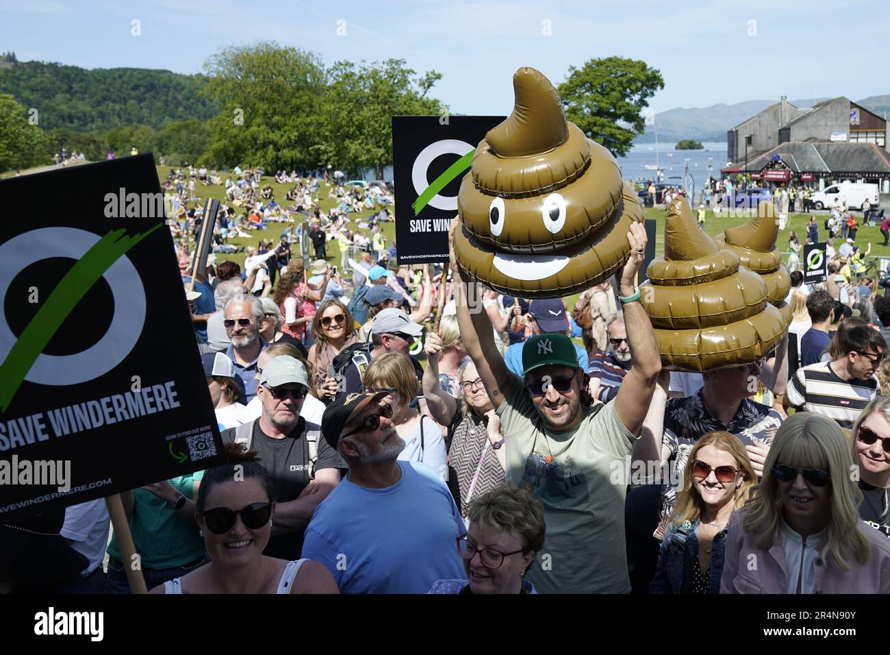 Stop the sewage hi-res stock photography and images - Alamy