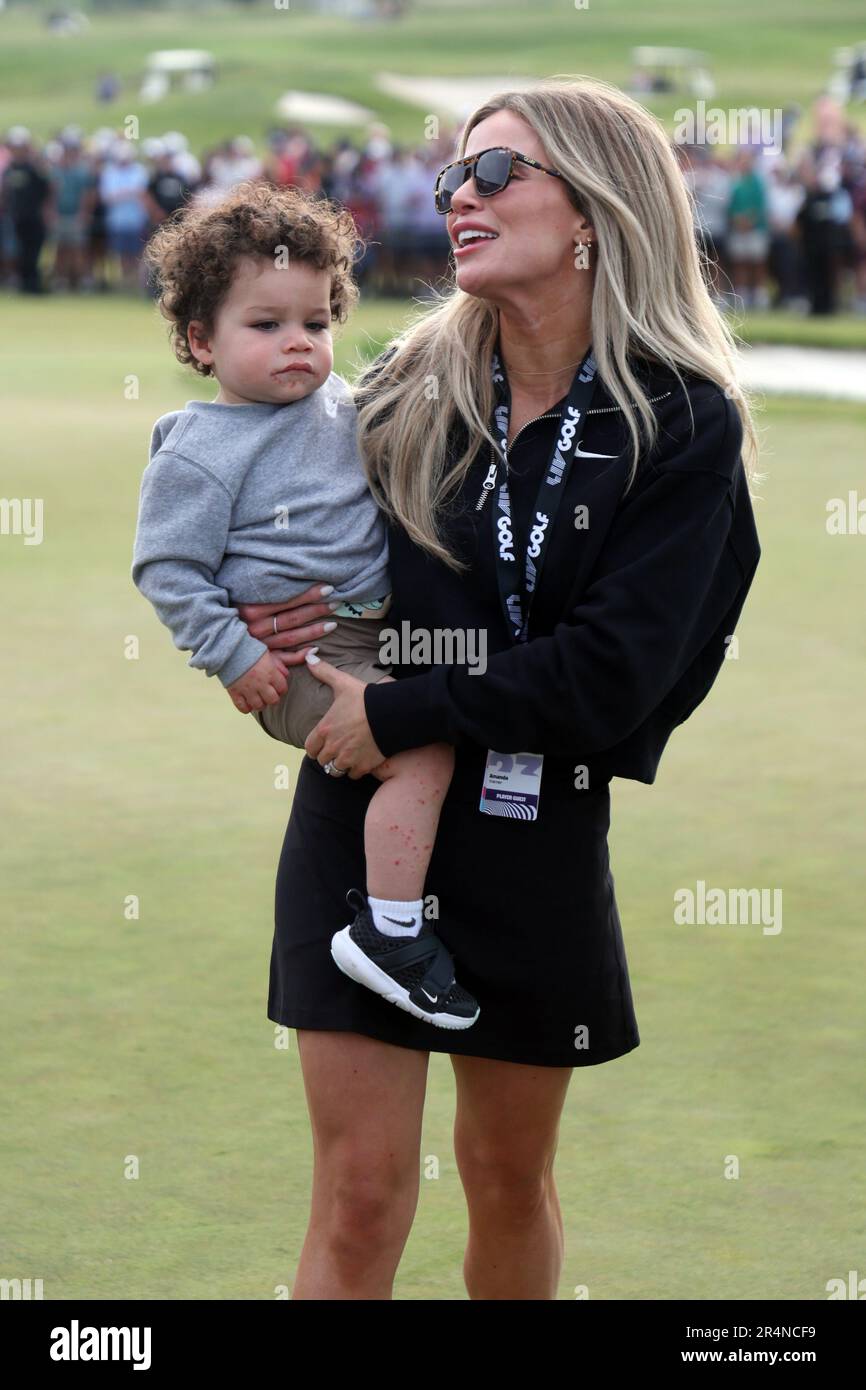 Sterling, VA, USA. 28th May, 2023. Harold IV Liam Varner and Amanda ...