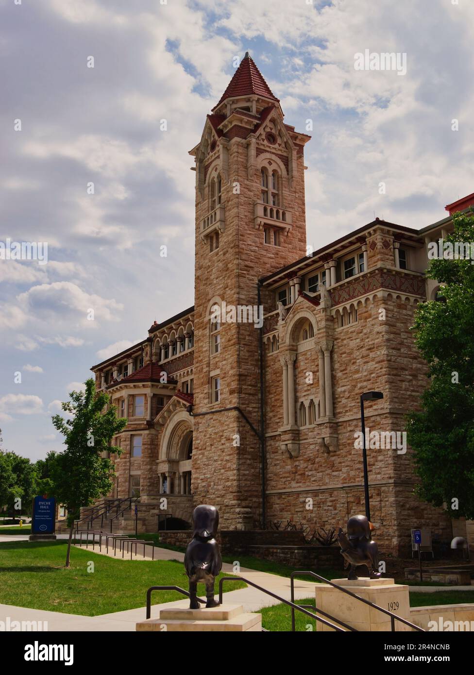 Lawrence, Kansas - May 28, 2023: University of Kansas Natural History ...