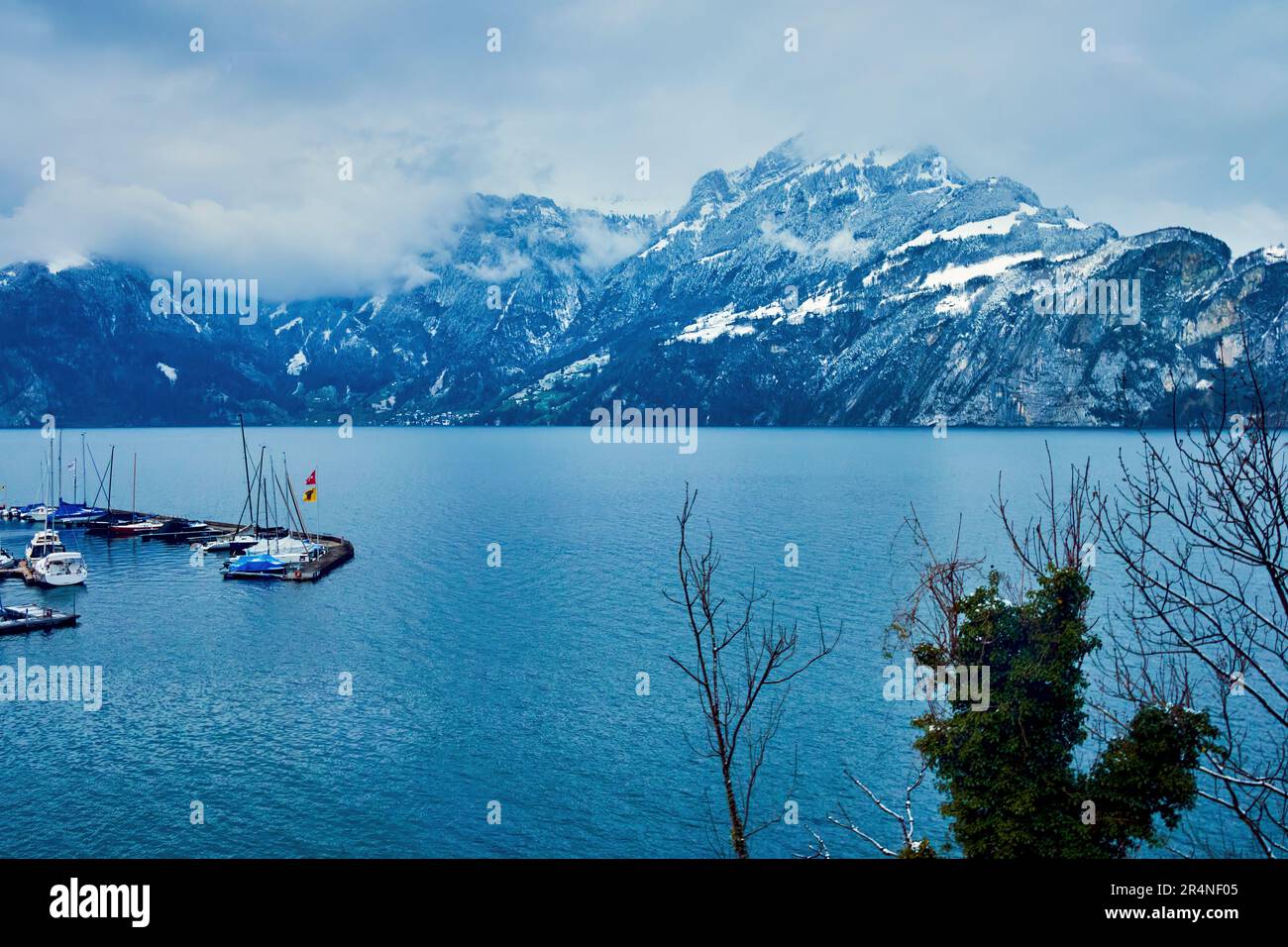 Scenic landscape of Lucerne Lake and snowy Alps mountains, Switzerland ...