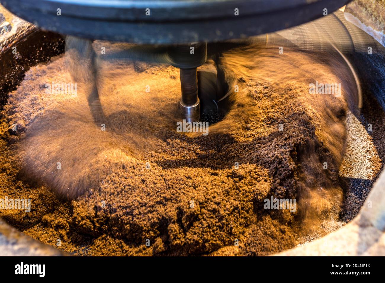 Straupitz, Germany. 29th May, 2023. A mixture of linseed meal and water ...