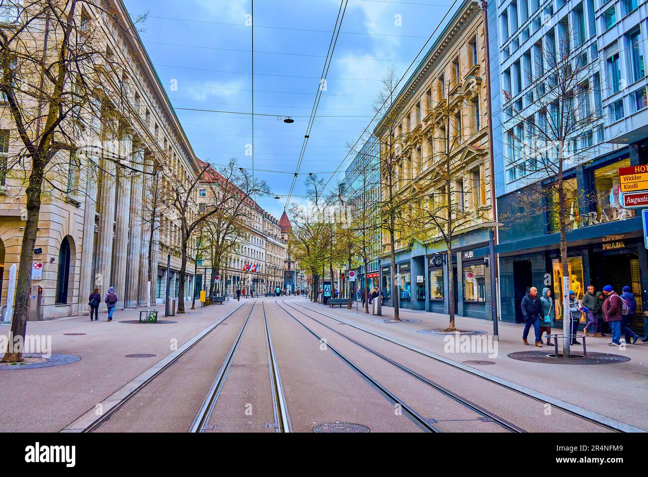 Shopping Bahnhofstrasse Zurich Switzerland Bahnhofstrasse Zurich Shops