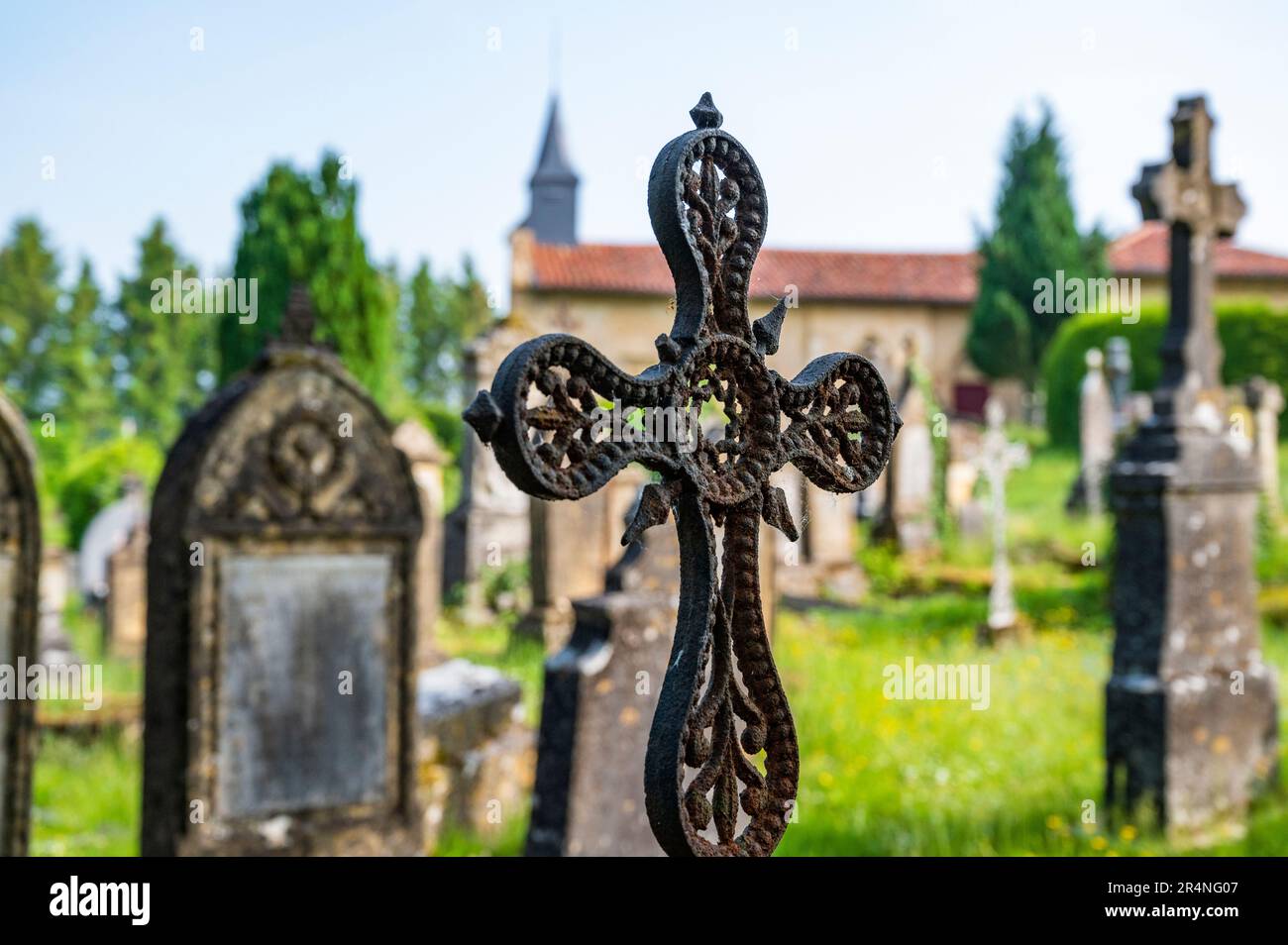 The cemetery of Saint-Hilaire at Marville dates back to Merovingian ...