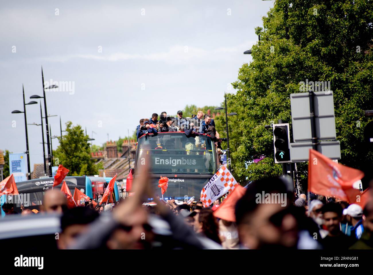 Luton, UK. 29th May, 2023. Thousands of football fans are packing the ...