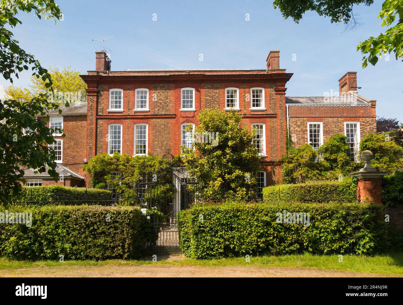 Ormeley Lodge is an early 18th-century Georgian house set in 6 acres on ...