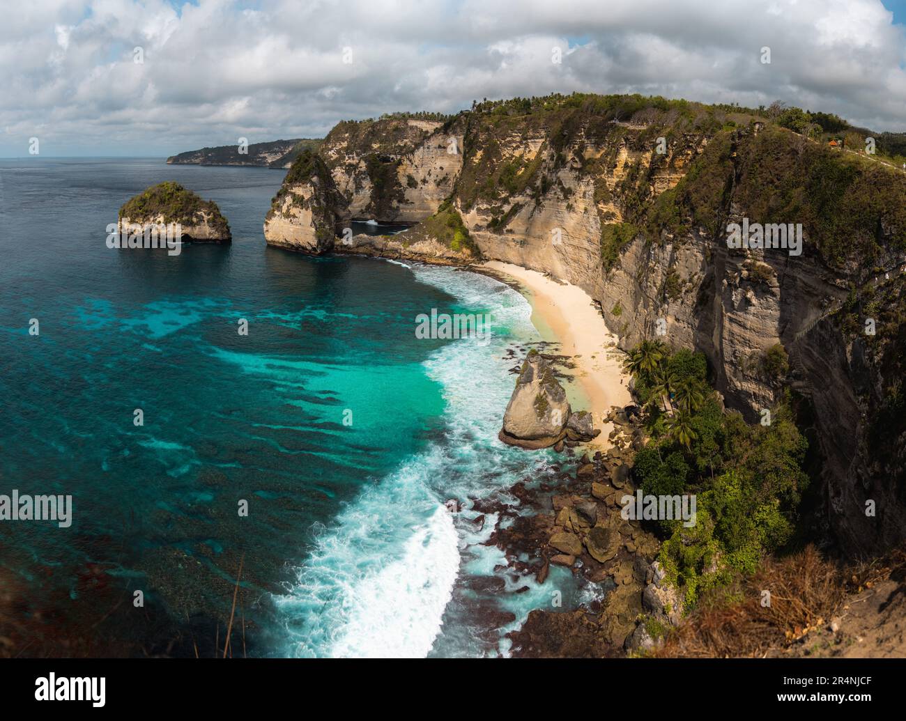 Islands and beaches of Nusa Penida, near Bali in Indonesia. Diamond ...