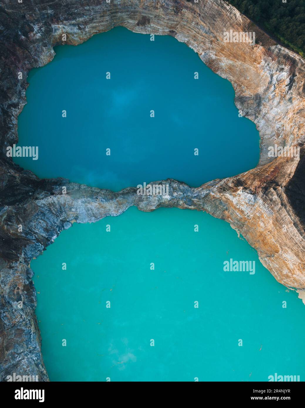 Kelimutu top hi-res stock photography and images - Alamy