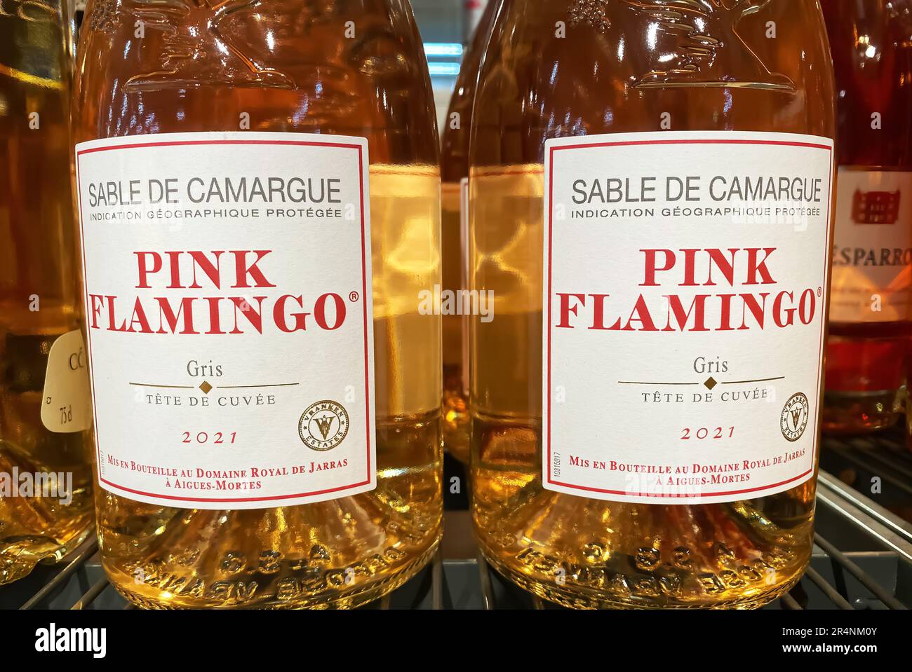 Flamingo logo hi-res stock photography and images - Alamy