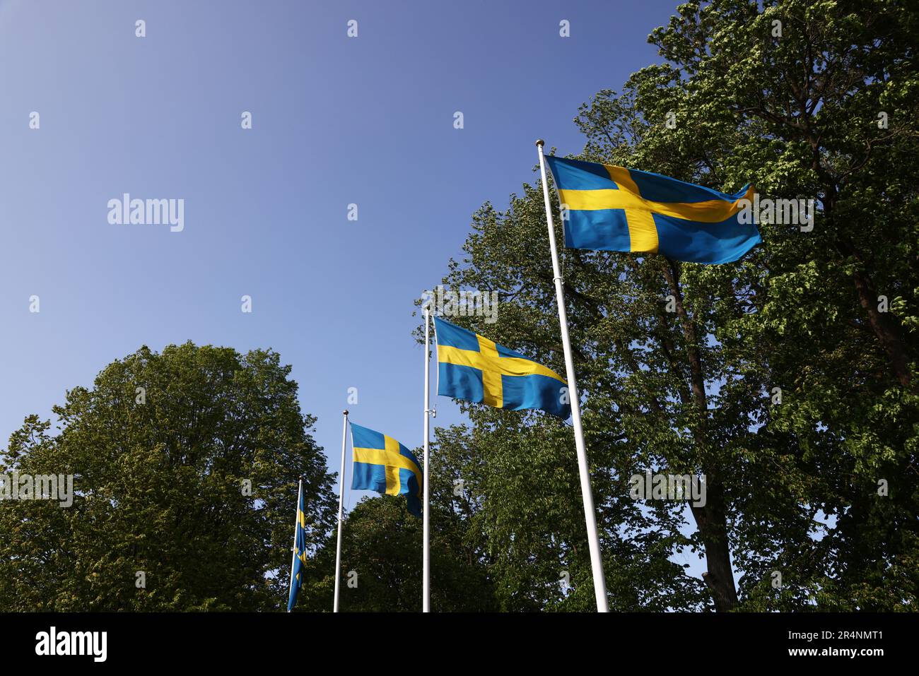 Sverigeflaggor hi-res stock photography and images - Alamy