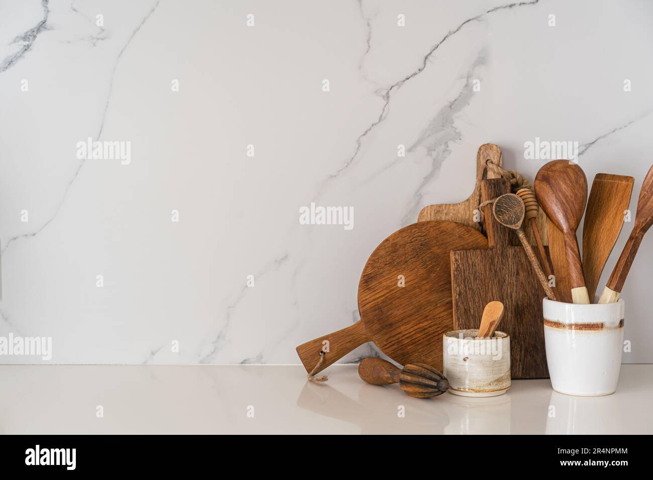 Kitchen utensils background Stock Photo - Alamy