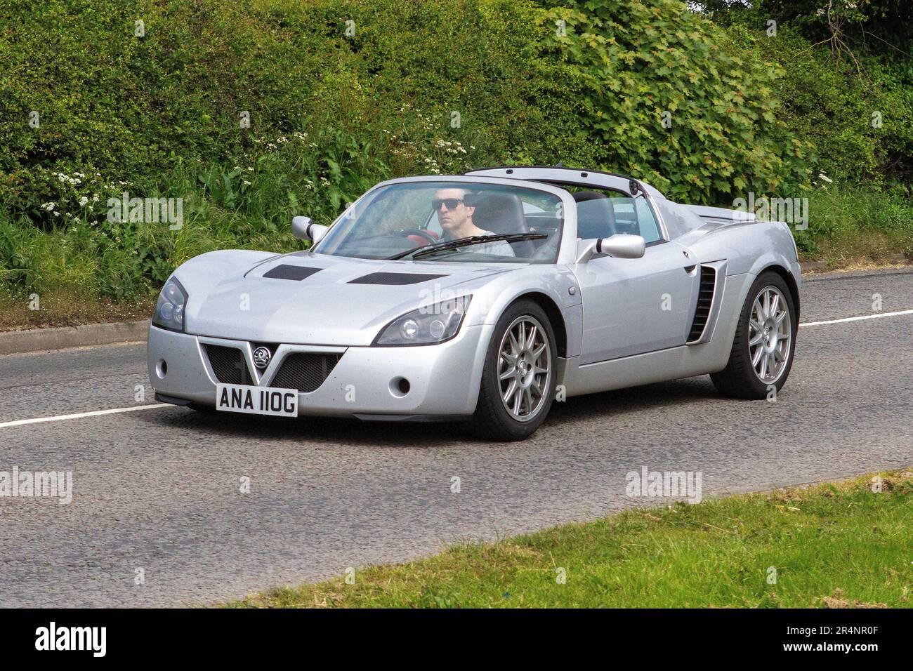 Vauxhall Vx220 turbo silver roof down hard top Classic & vintage cars ...