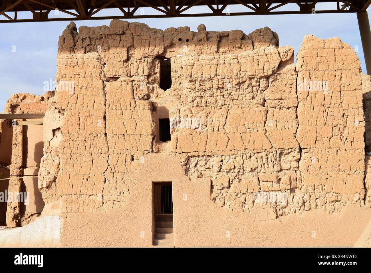 Ancient Casa Grande Ruins National Monument of the Pre-columbian ...