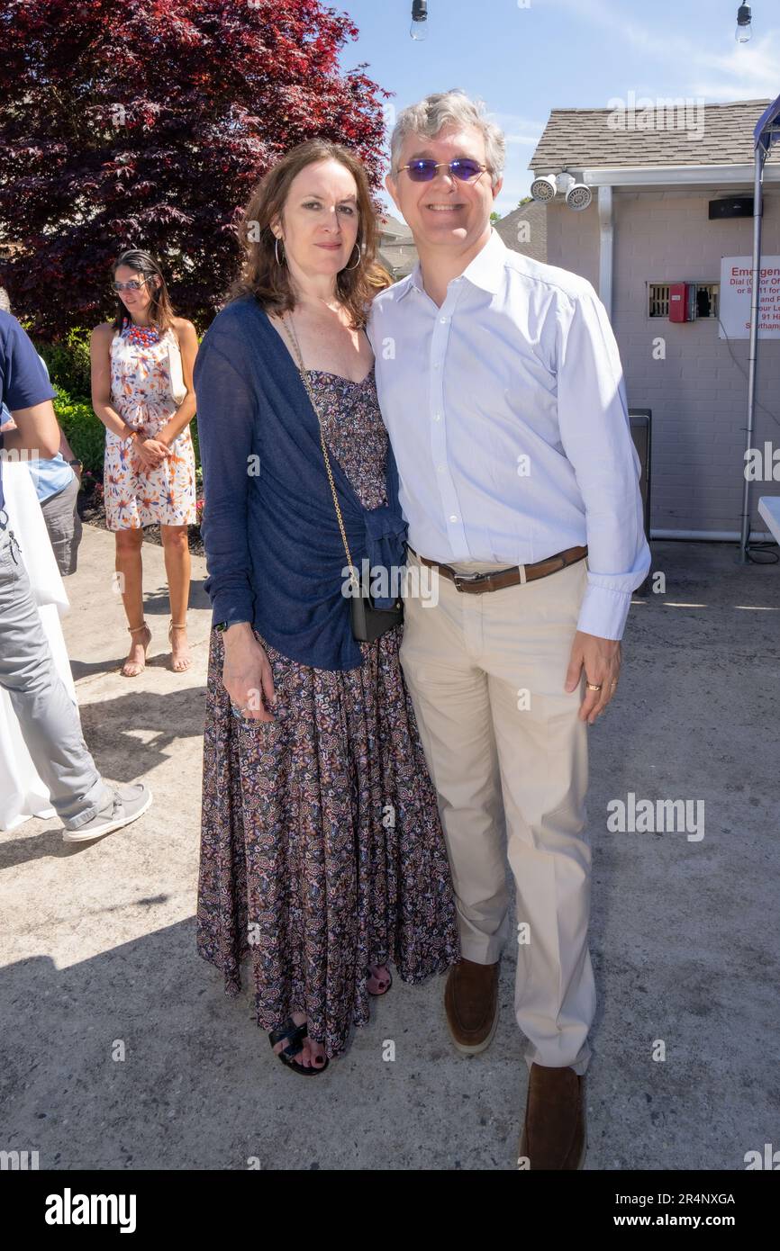 Norah Lawlor and Jeffrey Bradford attend The Southampton Inn's 25th ...