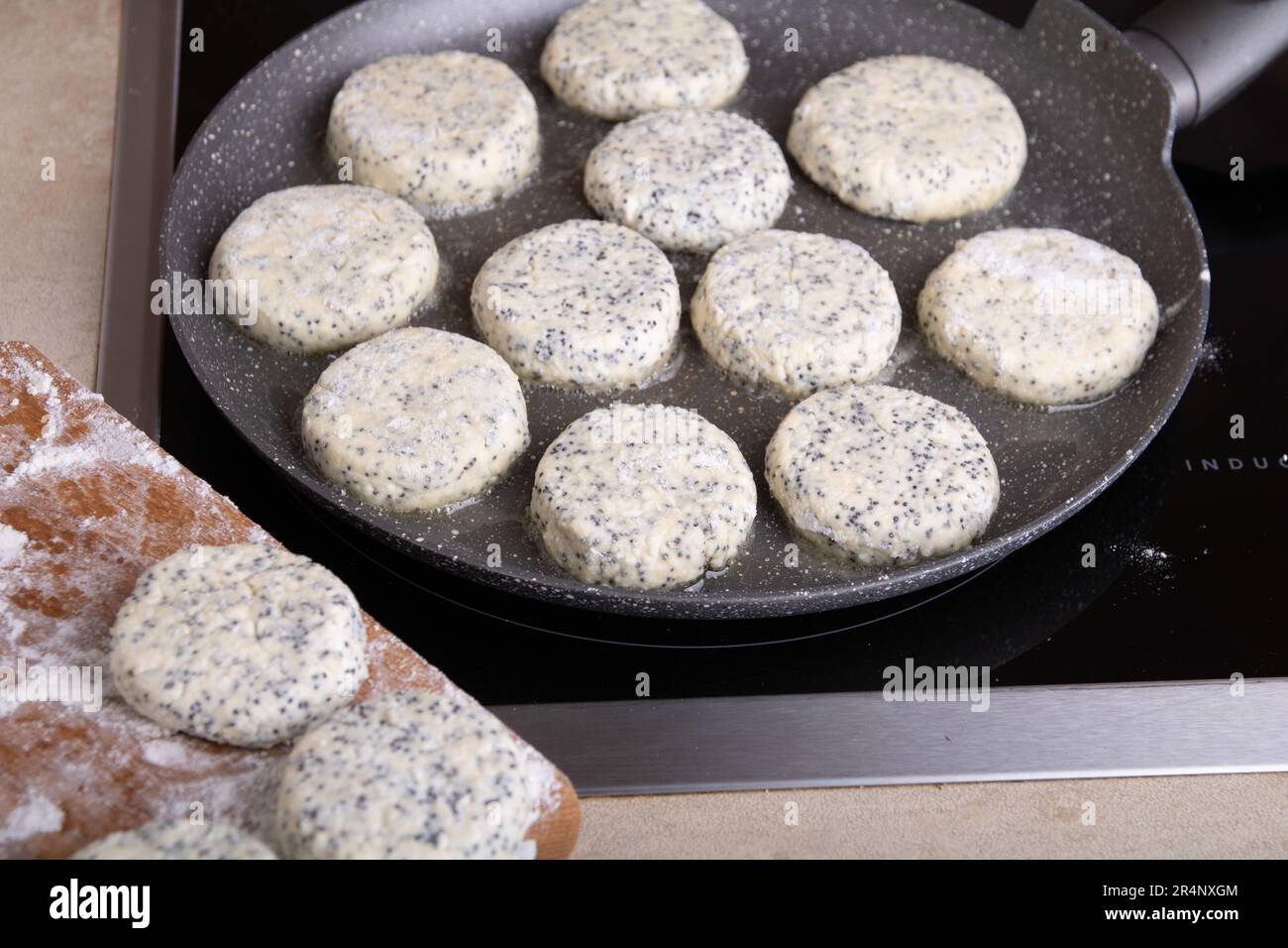 Fritters cottage cheese in hi-res stock photography and images - Alamy