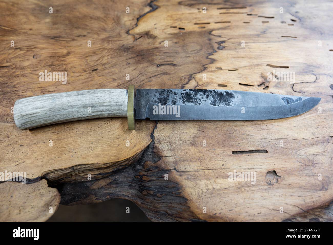 Hand forged hunting knife hi-res stock photography and images - Alamy