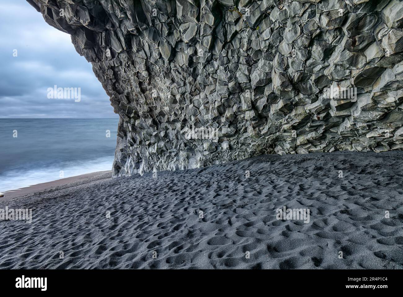 Breathtaling landscape with basalt rock formations on Black beach ...