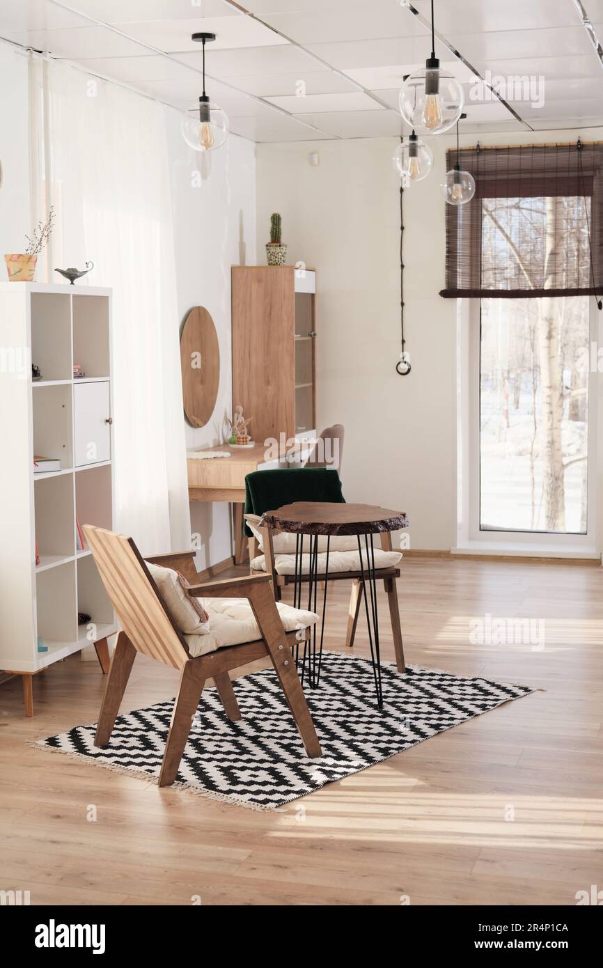 Midcentury modern house interior hi-res stock photography and images ...