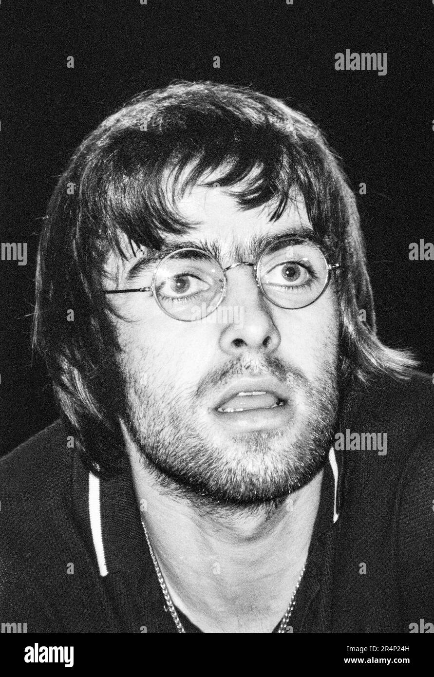 OASIS, MORNING GLORY TOUR, 1996: Liam Gallagher of Oasis at Cardiff ...