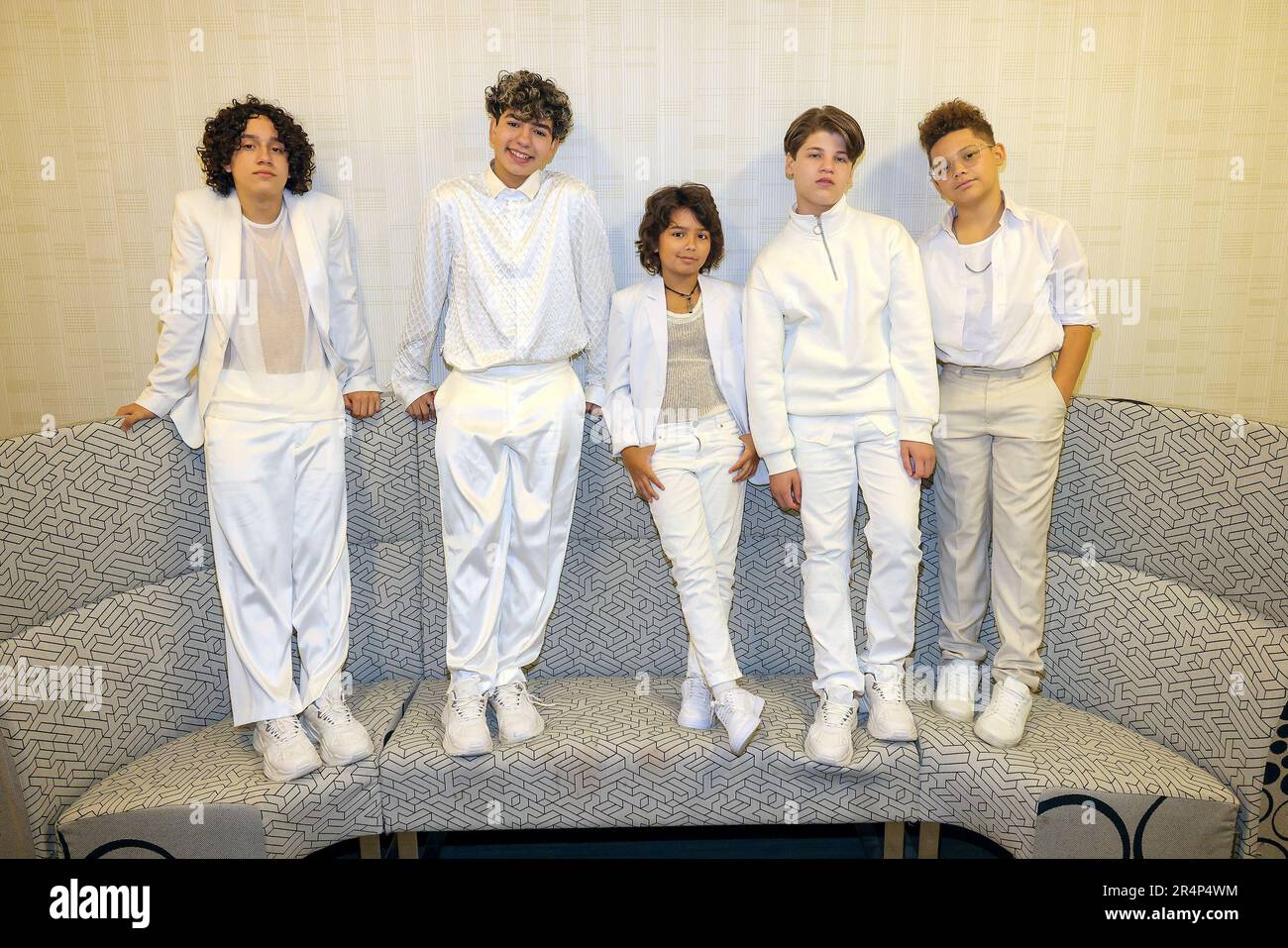 The new menudo hi-res stock photography and images - Alamy